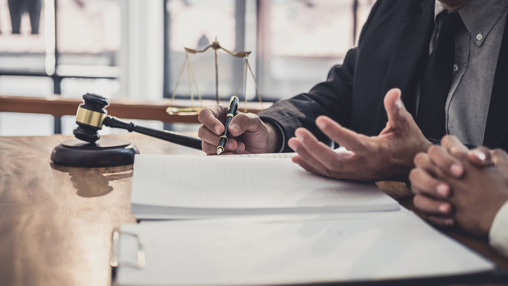 What To Look For When Choosing An Attorney | Lawyers In Dallas